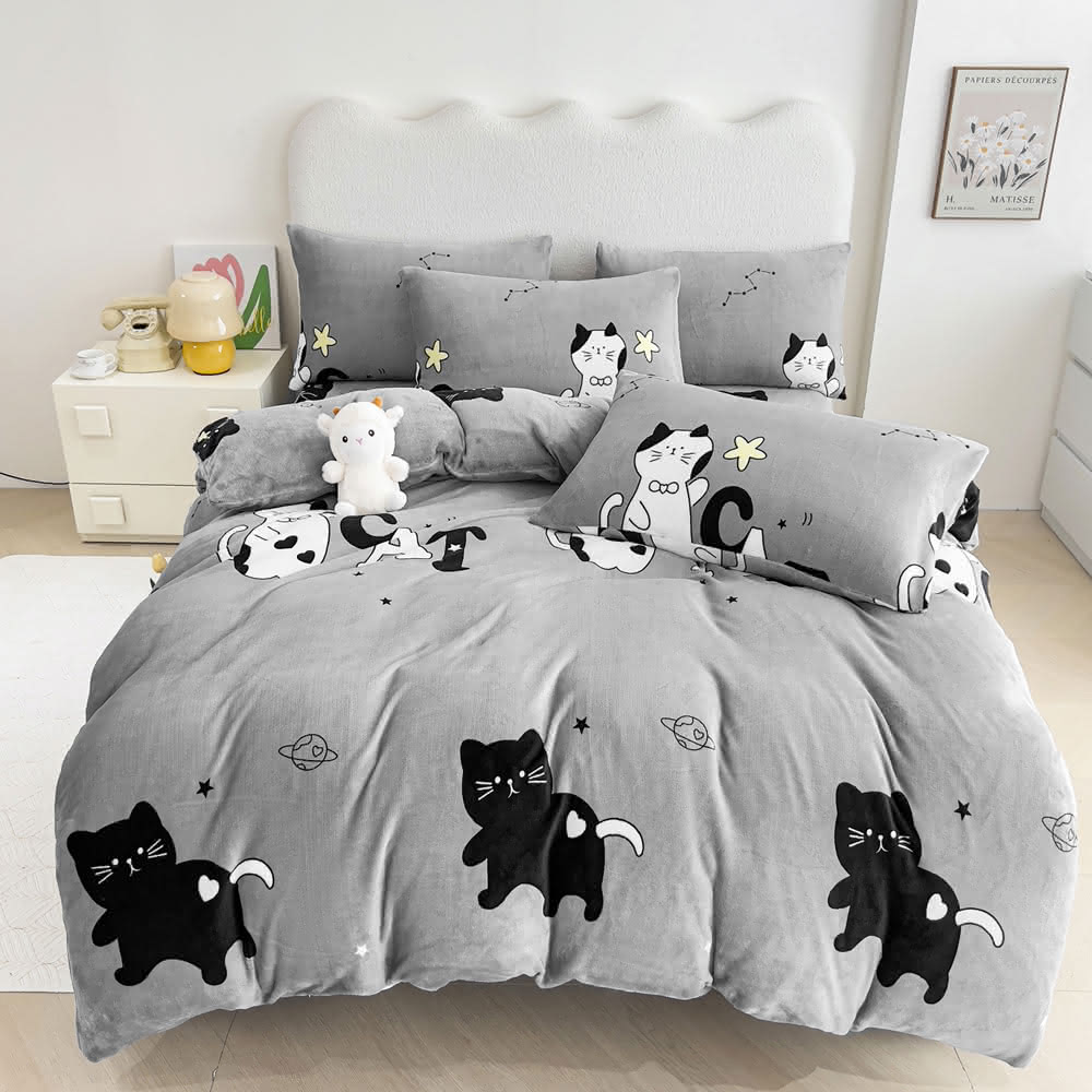 【Yatin 亞汀】超保暖抗寒防靜電 法蘭絨床包枕套組 喵咪日記(單人/雙人/加大 均價 床單 枕頭套)