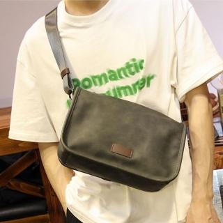 【MoonDy】包包 斜背包 大容量側背包 ipad包 黑色包包 棕色斜背包 小方包 簡約郵差包男生包包 上課包包 送男友禮物
