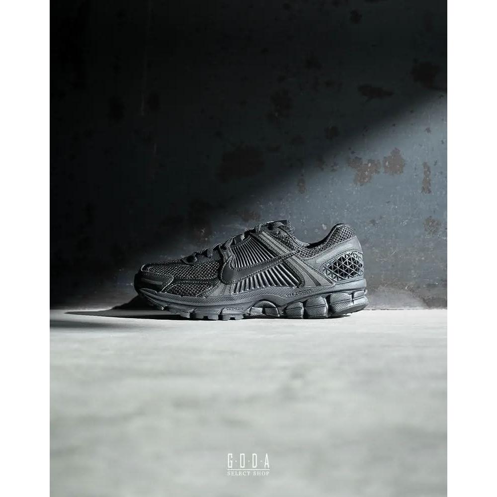 Nike Zoom Vomero 5 Sp 全黑 黑魂 復古 慢跑鞋 男鞋 男女尺寸 BV1358-003 - momo購物 - 2024年09月