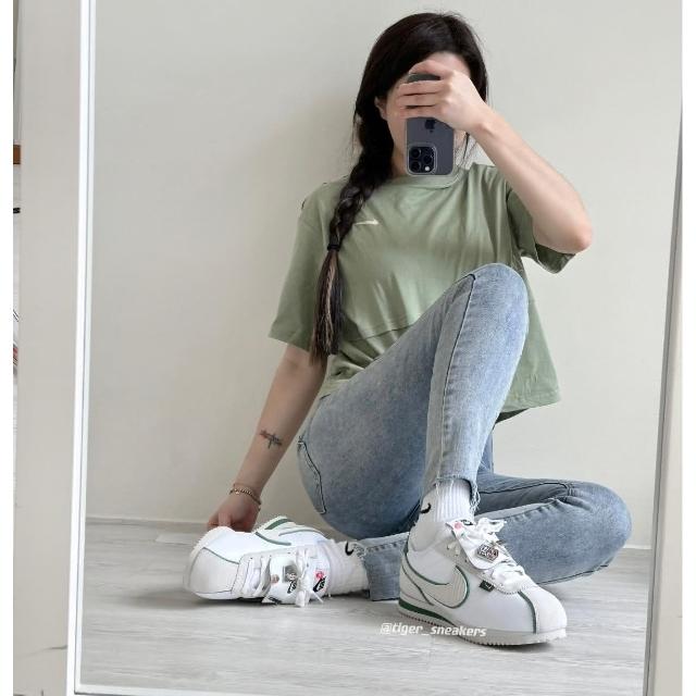 【NIKE 耐吉】NIKE CORTEZ 阿甘 白森林綠 女款 女鞋 FQ0259-110